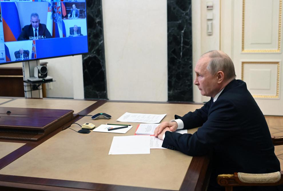 Poetin zegt dat Rusland Oekraïense graanuitvoer naar Afrika zal ...